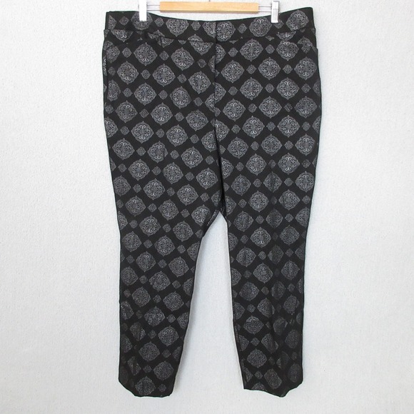 Liz Claiborne Emma Ankle Pants